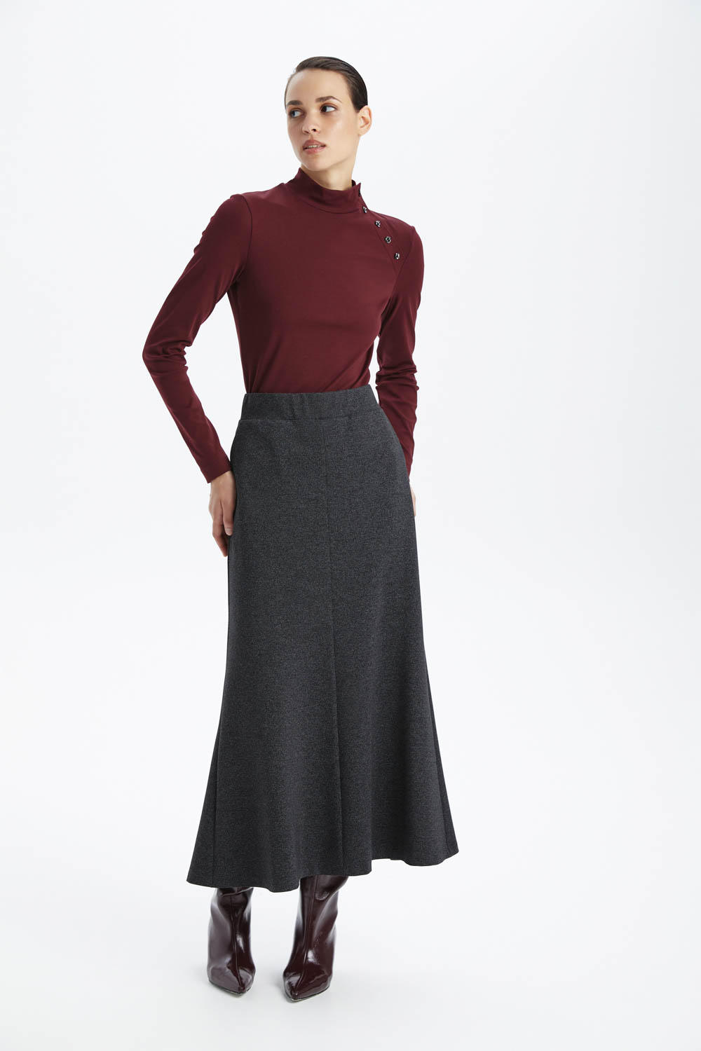 Юбка с высокой посадкой и карманами, купить по цене 14990 рублей в интернет-магазине M.REASON, 2 ...