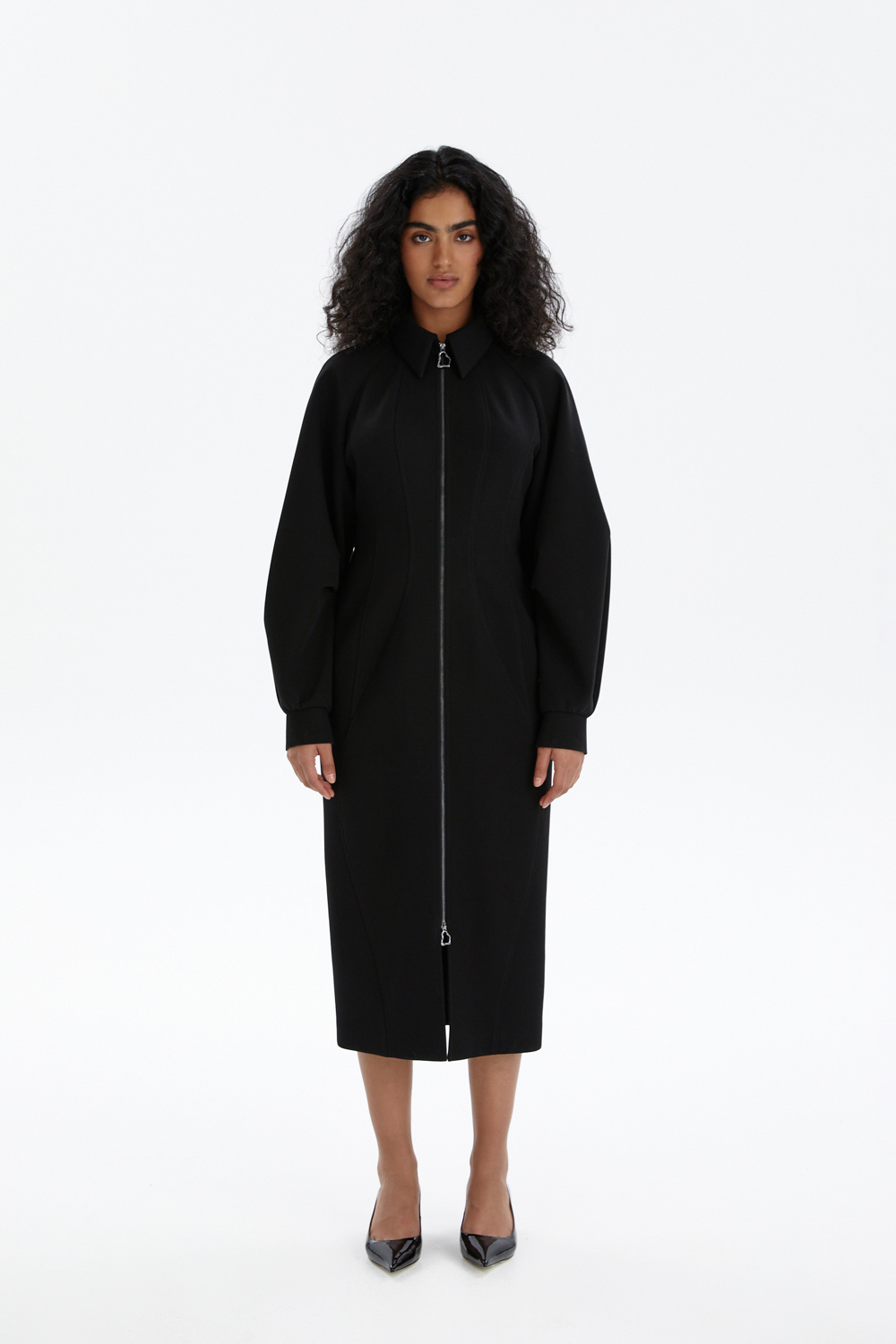 Платье приталенное с рукавами-реглан, купить по цене 22990 рублей в интернет-магазине M.REASON ...